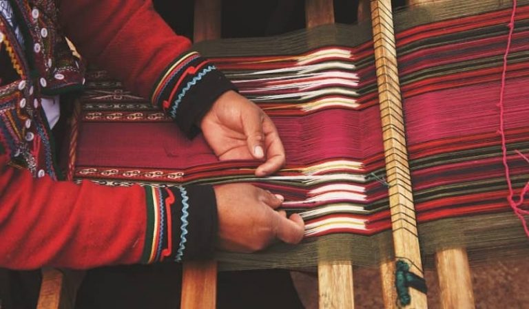 ¿Cuáles son las Características y Principales Ideas de la Economía ...