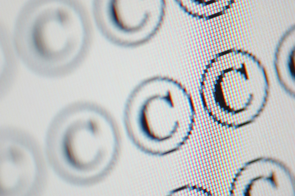 Cómo Poner o Escribir el Símbolo Copyright o Marca Registrada en ...